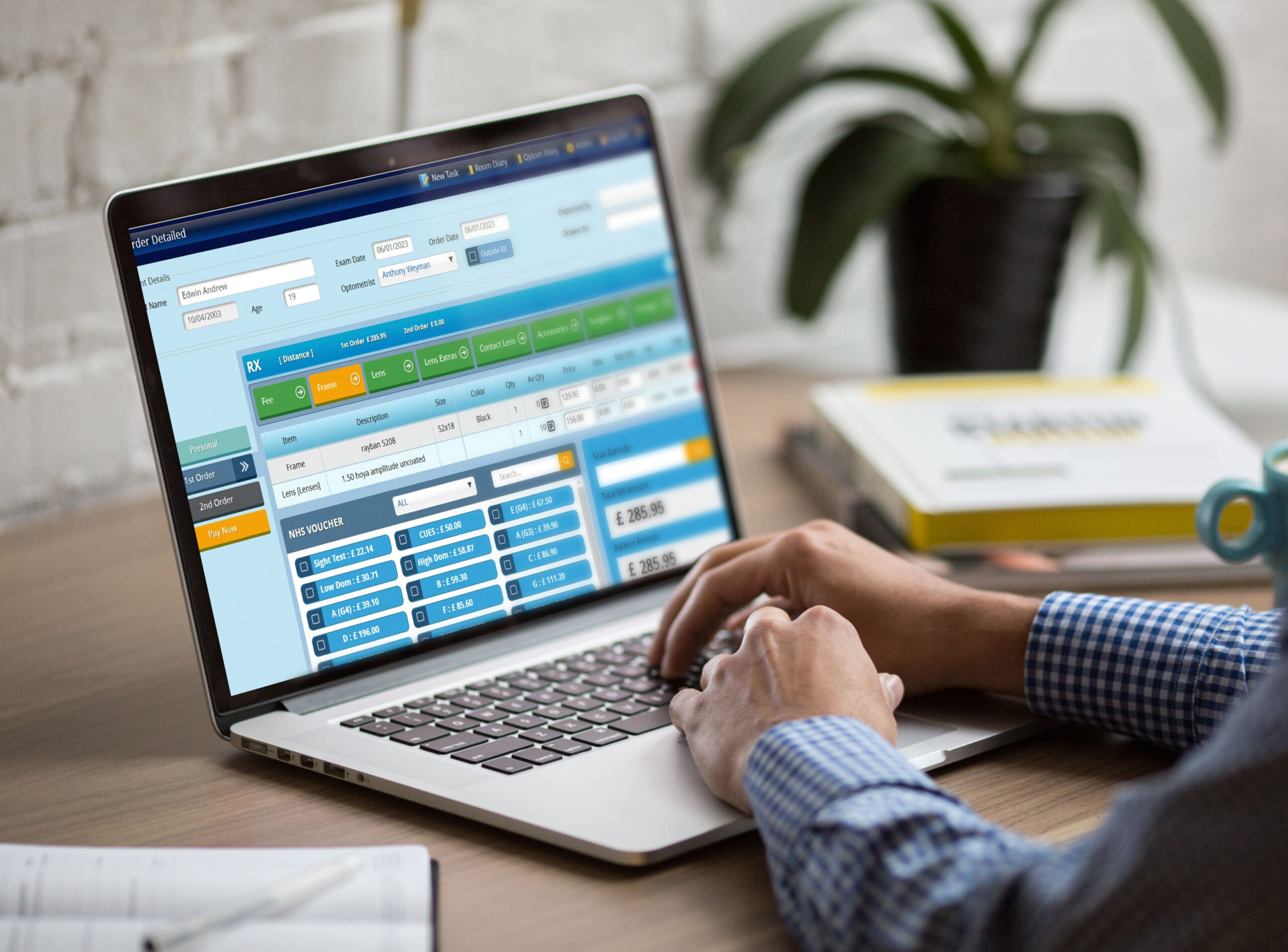 Simple & Intuitive - VisionplusPMS | Optician Software